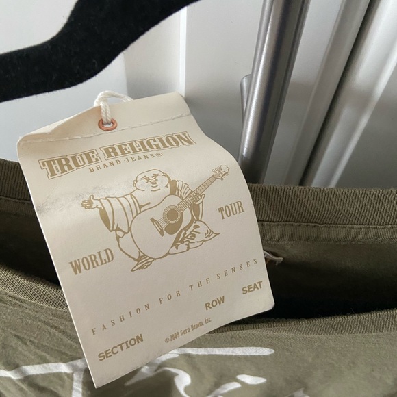True Religion | Tops | True Relgion Tshirt Nwt | Poshmark